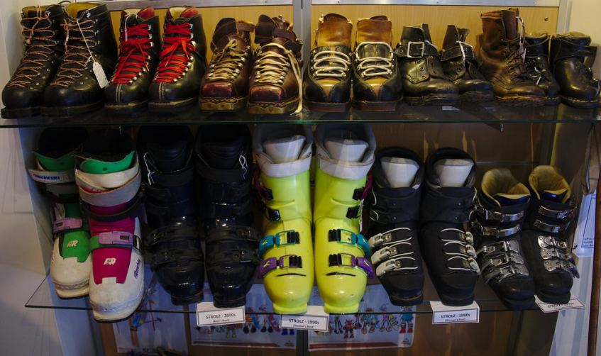 How to Choose Ski Boots - My Pro Scooter